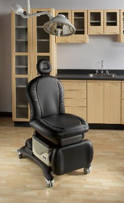 Midmark 641 Barrier-Free® Oral Procedure Chair