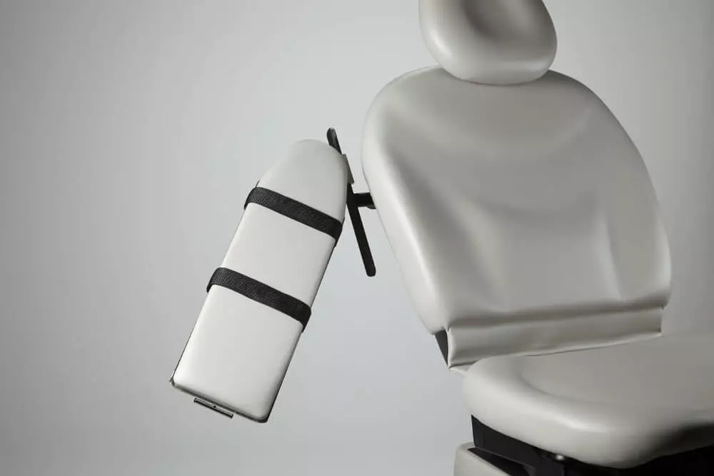 Midmark 630 HUMANFORM® Procedure Chair