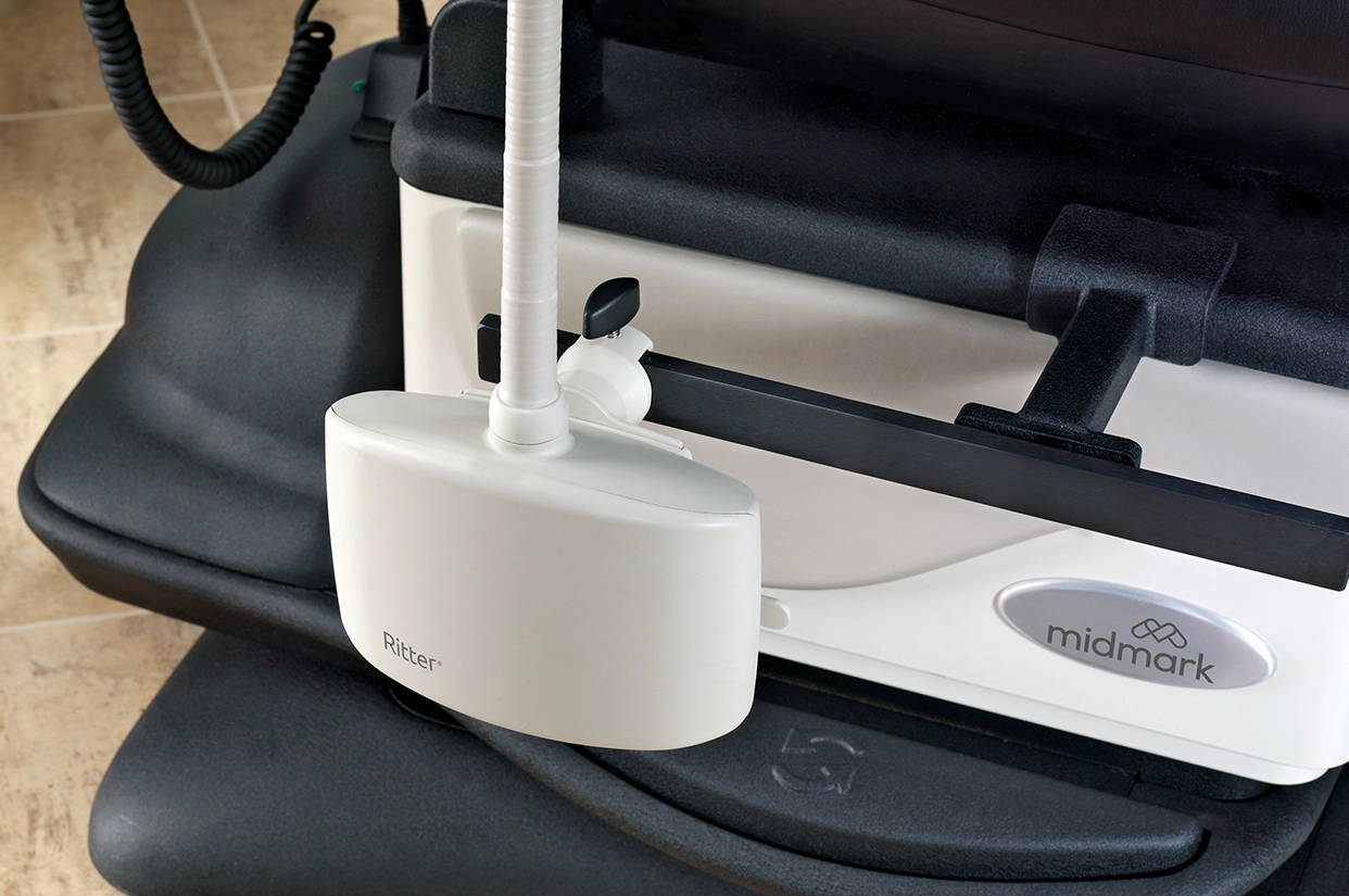 Midmark® 641 Procedure Chair